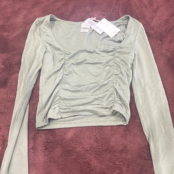 Aritzia | Tops | Wilfred Lydia Top | Poshmark